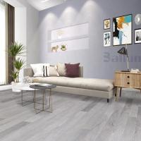 China Customized Stone Plastic Composite Plank Flooring SPC Click Vinyl Piso Laminado PVC for sale
