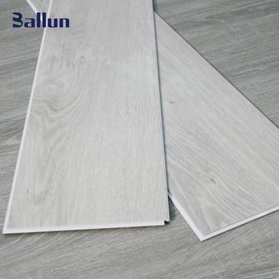 China Thickness Below 10mm Hot Oak Vinyl Wood Laminate Flooring 4mm SPC Vinyl Flooring for sale