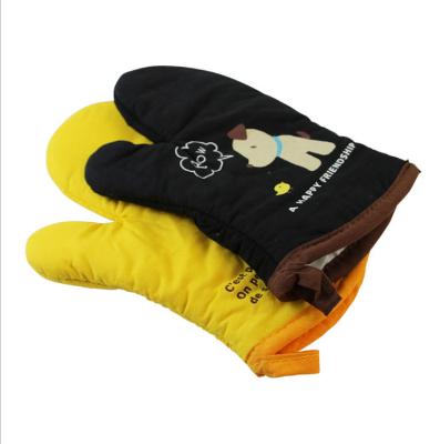 China Slip Resistant Personalised Oven Gloves , Kitchen Oven Mitts Cotton Material for sale