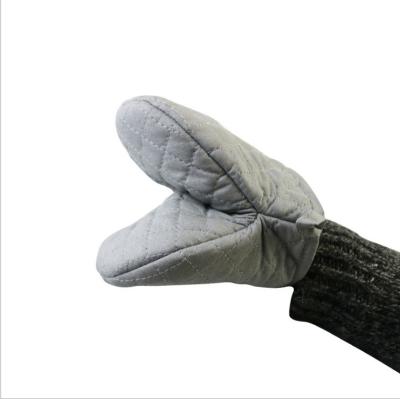 China Custom Size Cotton Kitchen Gloves , Kitchenaid Oven Gloves Comfortable for sale