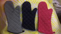 China Customized Adult Microwave Oven Gloves Cotton Material Heat Insulation for sale