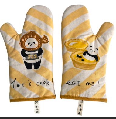 China Kitchen Microwave Polyester Heat Resistant Oven Gloves Slip Resistant for sale