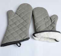 China Quilted Terry Cloth Lining Heat Resistant Kitchen Gloves Flame Retardant Coating for sale