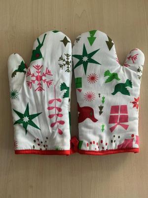 China Xmas Tree Decoration Heat Resistant Oven Mitts Customized With Pure Cottons for sale