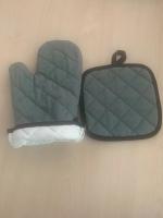 China Customized Logo Promotional And Gifts Items Baking Oven Mitt Pot Holder Set for sale