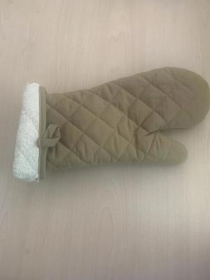 China Custom Design Soft Heat Resistant Cotton Oven Glove Oven Mitt for sale