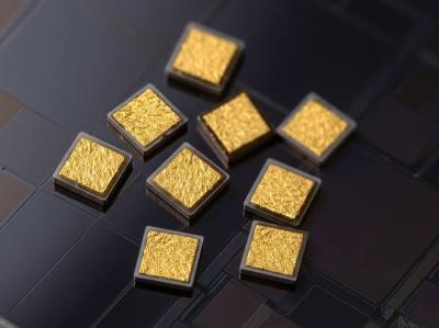China CTE Matched MOS Capacitors Ultra High SRF 15V Single Layer Capacitor Chip For Hybrid Microcircuits for sale
