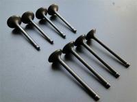 China Durable Tractor Engine Parts Exhaust Valve For Kubota V1502-B Inlet Size 33 * 8 * 101.5mm for sale
