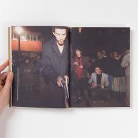China Custom Hardcover Photo Book Printing Saddle Stitching 1000pcs MOQ Offset Printing for sale