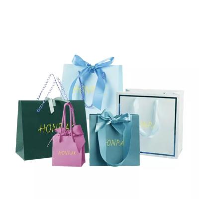 China Custom Thick Marble Printed Paper Carrier Bags 28x20x10cm 250g Art Paper for sale