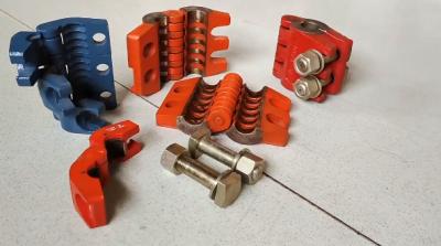 China API 11B Oilfield Wellhead Equipment Polished Rod Clamp / Sucker Rod Clamp for sale