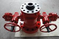 China Forging Oilfield Wellhead Equipment X-Mas Tree Tubing Head / Casing Head Spool For Drilling for sale
