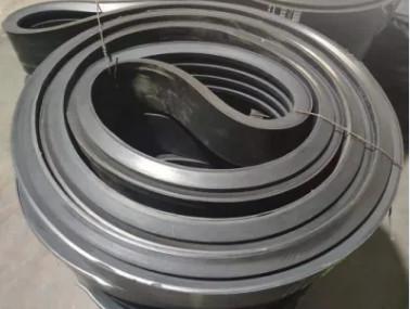 China 8VF3150 Drilling Mud Pump Spare Parts V Belts Length Range 1200-12500 Mm for sale