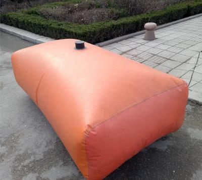 China Flexible Water Tank -20°C to 60°C 100-100000L Customizable UV Resistant Bladder for sale