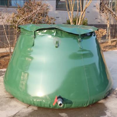 China Flexible PVC Onion Folding Water Bladder 500L-2000L Capacity with 8000N/m² Tear Resistance for Military and Emergency Applications for sale