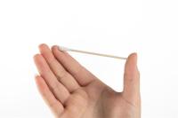 China Daily Draw 80mm Medical Cotton Swabs Wooden Stick for sale