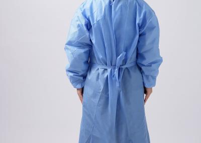 China Non Woven Breathable 15g Xl Disposable Surgical Gown Durable Not Fade for sale