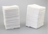 China 16 Ply Medical Gauze Pads 17 Threads Disposable Non Sterile Folded Edges for sale