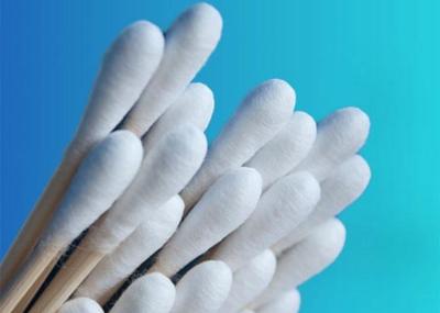 China 10cm Sterile Medical Cotton Swabs Wooden Stick For Baby Care for sale