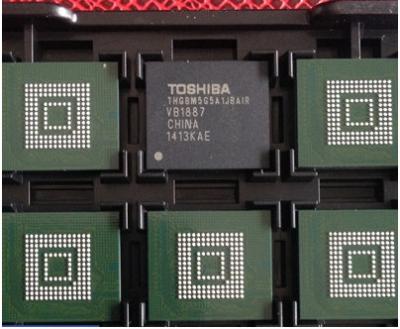 China THGBM5G5A1JBA1R 4GB NAND Flash Memory Chip BGA-153 Package 19nm Process Technology for sale