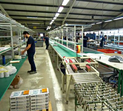 China Customized Frame Width Modular Roller Conveyor Line for Mixed-Model Production 400 mm Drum Width for sale