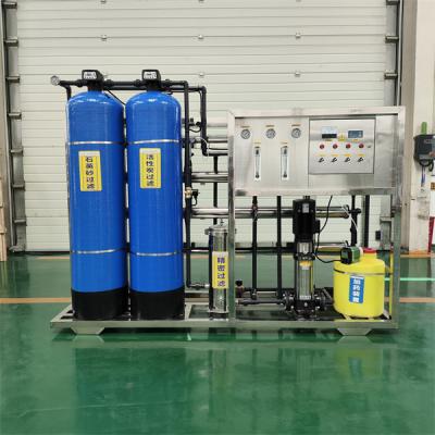 China Automatic Operation Reverse Osmosis Water Filtration 2T Lager Scale Ro Water Treatment Machine for sale