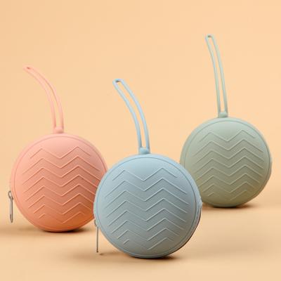 China Durable Waterproof Silicone Pacifier Case Dishwasher Free With Zipper for sale