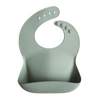 China Molding In One Uneasy To Break Silicone Feeding Bibs With Wide Capacity for sale