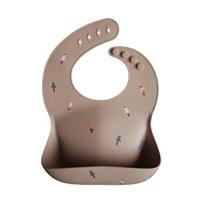 China Molding In One Uneasy To Break Silicone Feeding Bibs With Wide Capacity for sale