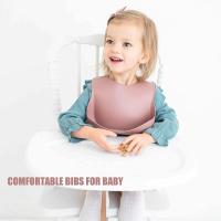 China No Harmful Material Silicone Baby Bib Safe In Microwave Durable Logo Customized for sale