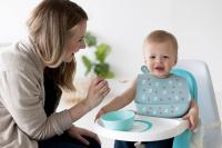 China Durable Degradable Solid Baby Feeding Silicone Apron Safe In Sterilizer for sale