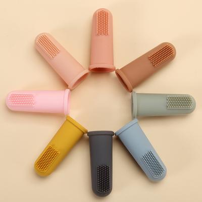 China Soft Infant Food Grade Silicone Finger Toothbrush 0-6 Months 6-12 Months for sale