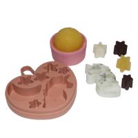 China Food Grade Silicone Ice Mold Diamond Ball Shaped Ice Cube Tray 6.2*5.6*5cm for sale