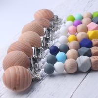 China Crochet Silicone Wooden Soother ClipsSilicone Bead Pacifier Clip 30*3*2cm for sale
