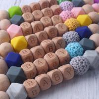 China Crochet Silicone Wooden Soother ClipsSilicone Bead Pacifier Clip 30*3*2cm for sale