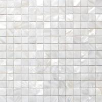 China Handmade Freshwater Sea Shell Wall Mosaic 20x20mm 305x305mm Natural Elegant Decor for sale
