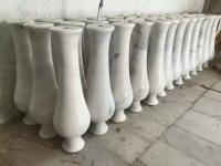 China White Marble Baluster Balcony Railing Guangxi Carrara Stone Stair Rail Custom Size 20mm Thickness for sale