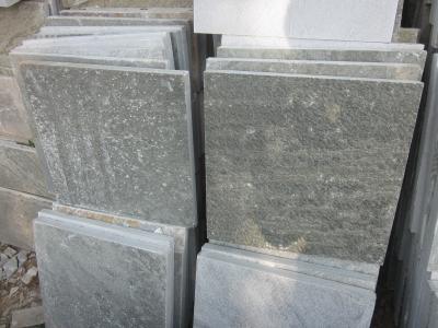 China Grey Slate Paving Stone 30x60cm Natural Split Surface Slate Floor Tiles for Walkway for sale