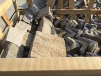China Sesame Yellow Granite Random Stone Veneer Natural Ledgestone Field Stone 60kg per m2 for sale