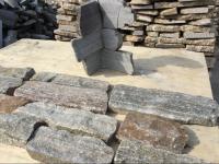 China Pink Quartzite Random Stone Veneer Quartzite Field Stone Natural Stone Cladding for sale