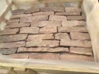 China Red Sandstone Field Stone Natural Random Veneer 2-3.5cm Thickness Wall Cladding for sale