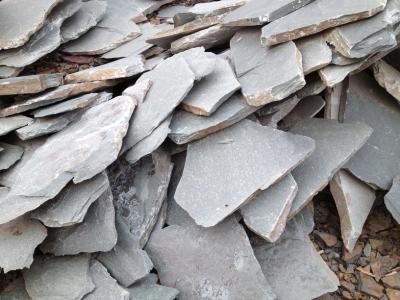 China Natural Grey Slate Random Flagstone 30-50cm Irregular Patio Flooring Pavers for sale