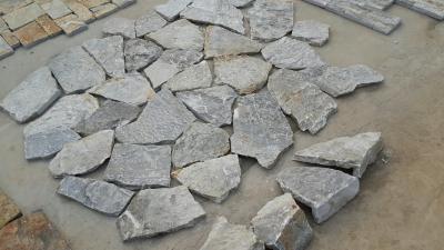 China Grey Slate Random Flagstone Irregular Crazy Stone 15-60cm Walkway Landscaping Stone for sale