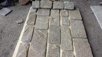 China Yellow Granite Stone Cladding Natural Wall Tiles 10x20cm 2-3.5cm Thickness for sale