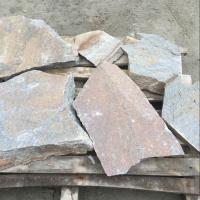 China Rustic Quartzite Random Flagstone 2-3.5cm Natural Irregular Patio Stone for sale