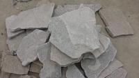 China Tumbled Pink Quartzite Random Flagstone Crazy Stone Irregular Flagstone Landscaping Stone for sale