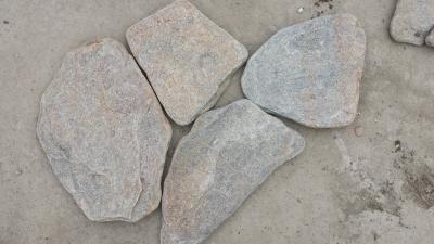 China Tumbled Rustic Quartzite Random Flagstone 2-3.5cm Thick Walkway Garden Pavers for sale