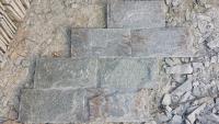 China Green Quartzite Mushroom Stone Wall Cladding 30x15cm Natural Pillar Stone for Landscaping for sale