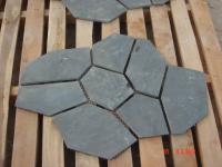China Black Slate Flagstone 1.2-1.5cm Natural Stone Paving for Walkways Patios Flooring Wall Cladding for sale