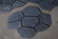 China Black Slate Meshed Flagstone Natural Slate Patio Pavers 406x508mm 15-20mm for sale